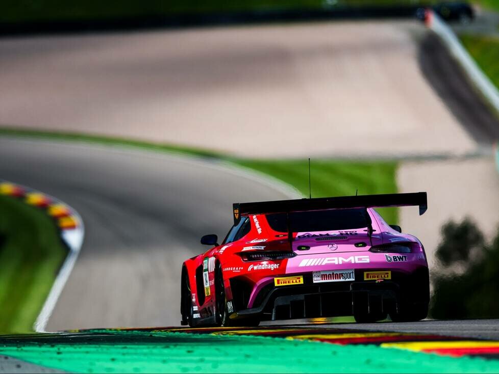 DTM test at Sachsenring: DTM leader Auer collides with Thiim during AMG ...