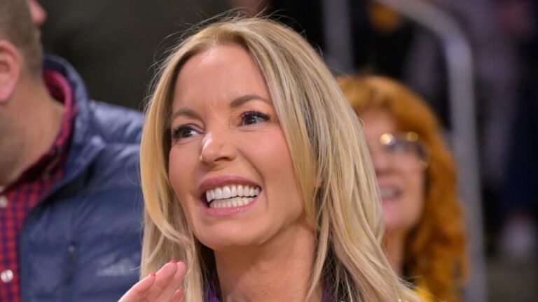 Drame familial chez les Lakers : la patronne Jeanie Buss licencie ses ...