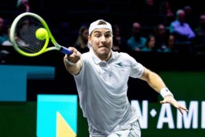Dominant performance by Struff - Sports of the Day