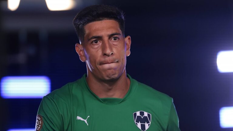 Andrada gaat door het lint: Zaragoza keeper slaat tegenstander - Sports ...